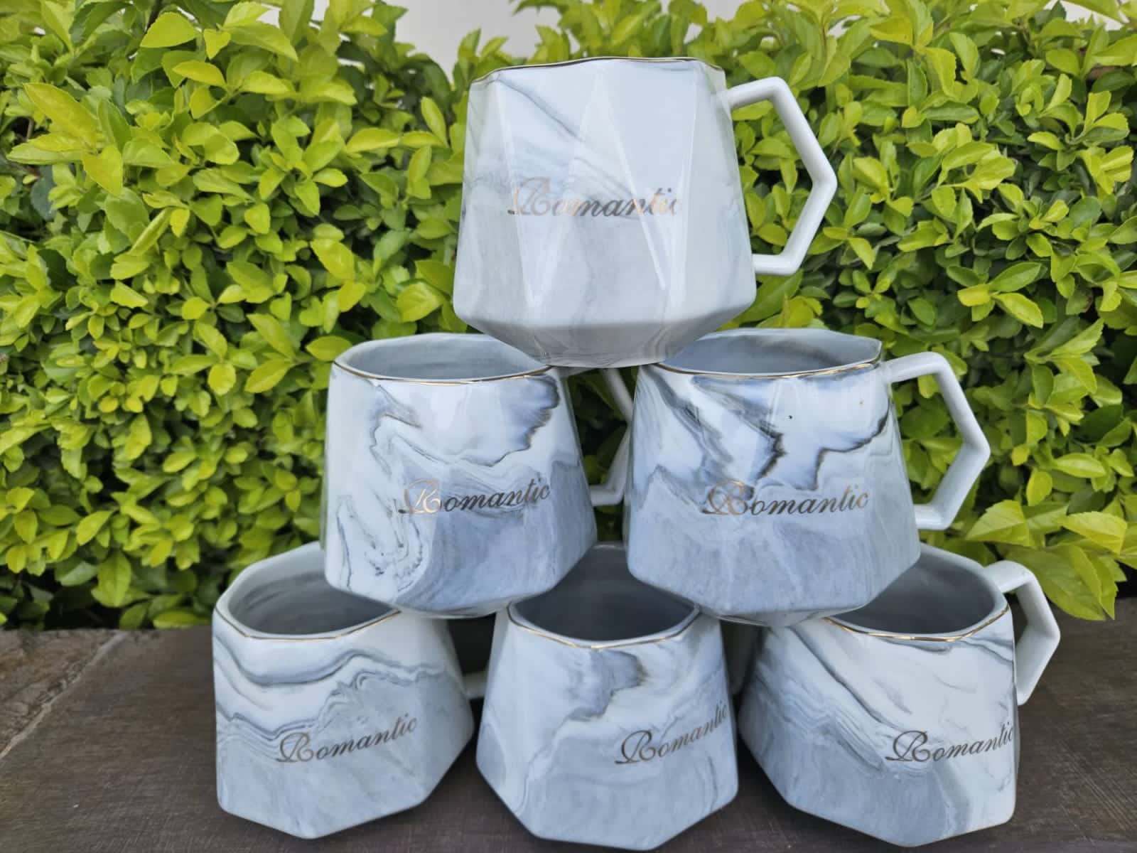 6 pc ceremic fancy cups – Elegant Households KE