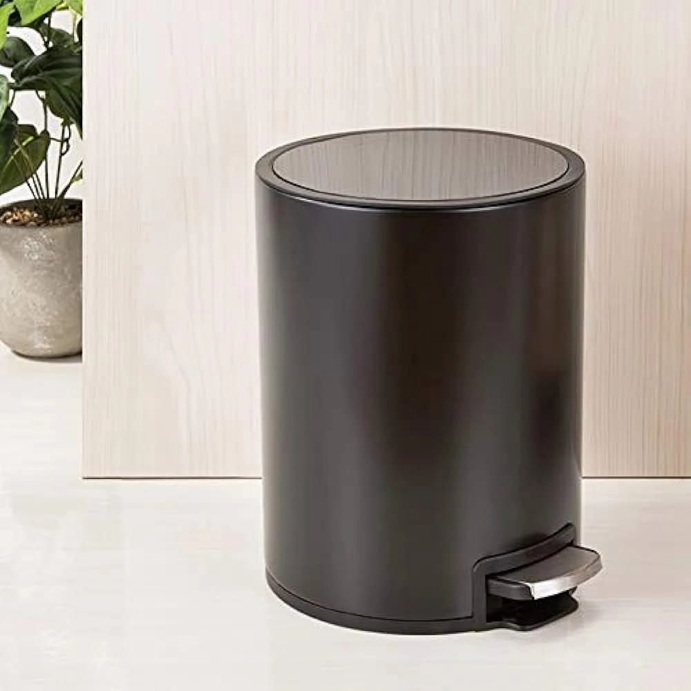 8 Litres Black Metallic Pedal Dustbin – Elegant Households KE