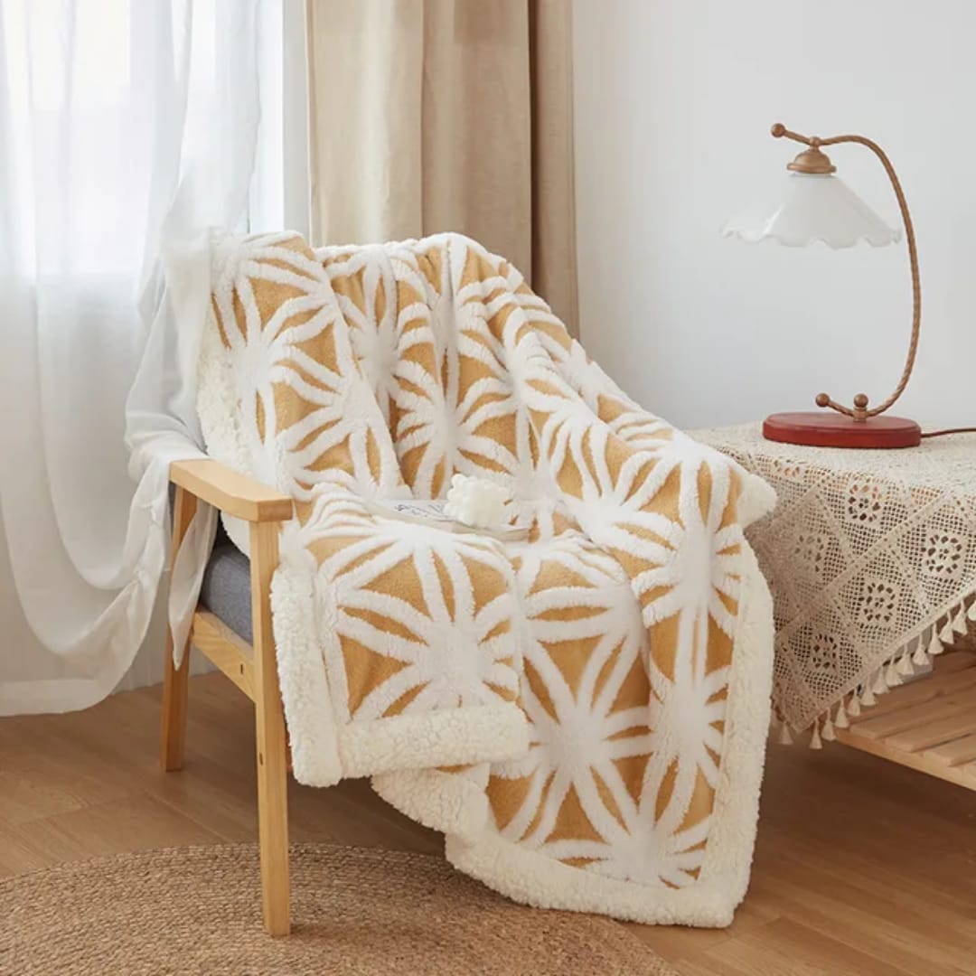 Luxury Heavy Fleece Blankets – Elegant Households KE